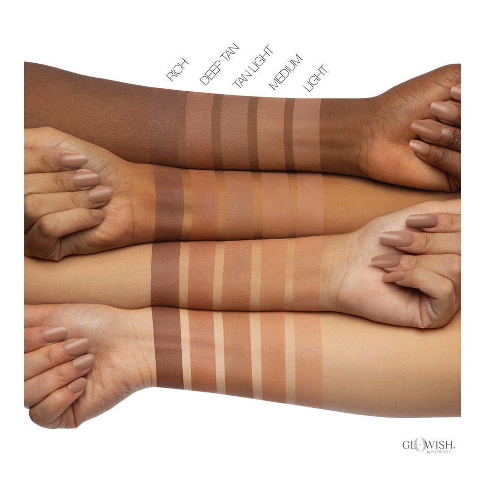 Glowish Soft Radiance Bronzing Powder • 01 Light