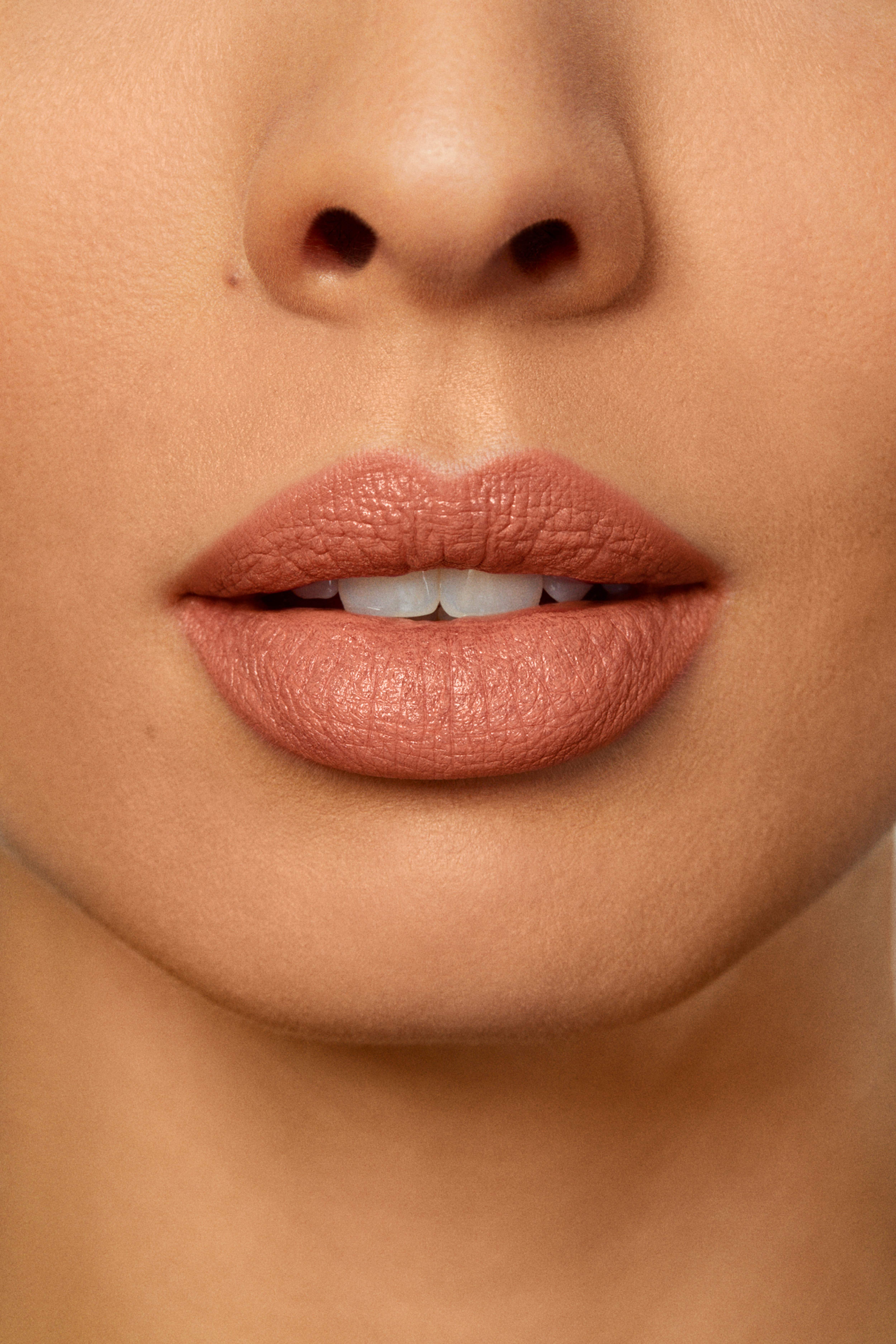 Rouge Essentiel Silky Creme Lipstick • Brun Pale