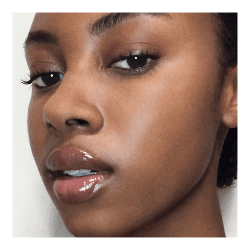 Liquid Touch Weightless Foundation • 440C