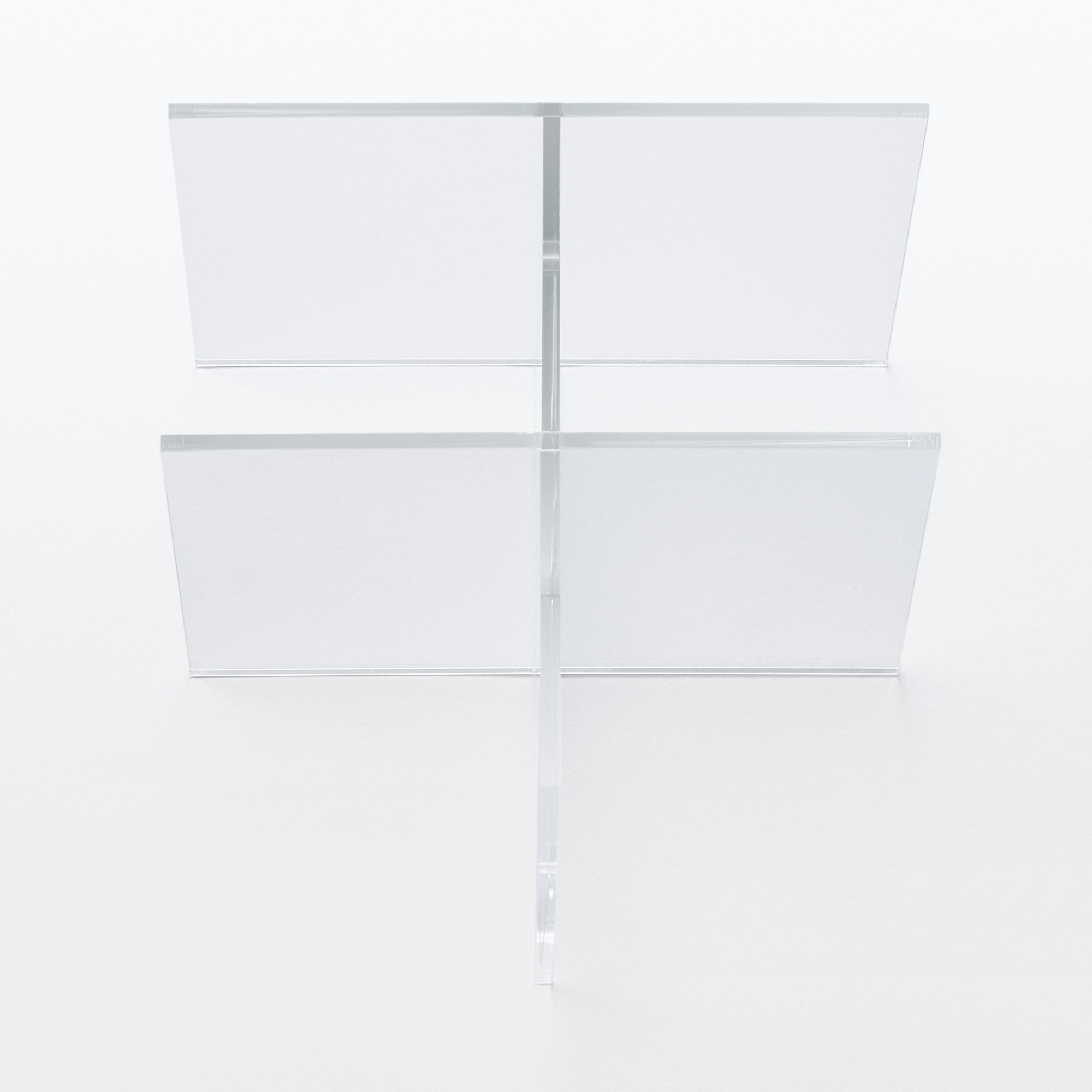 Stackable acrylic box partition 1