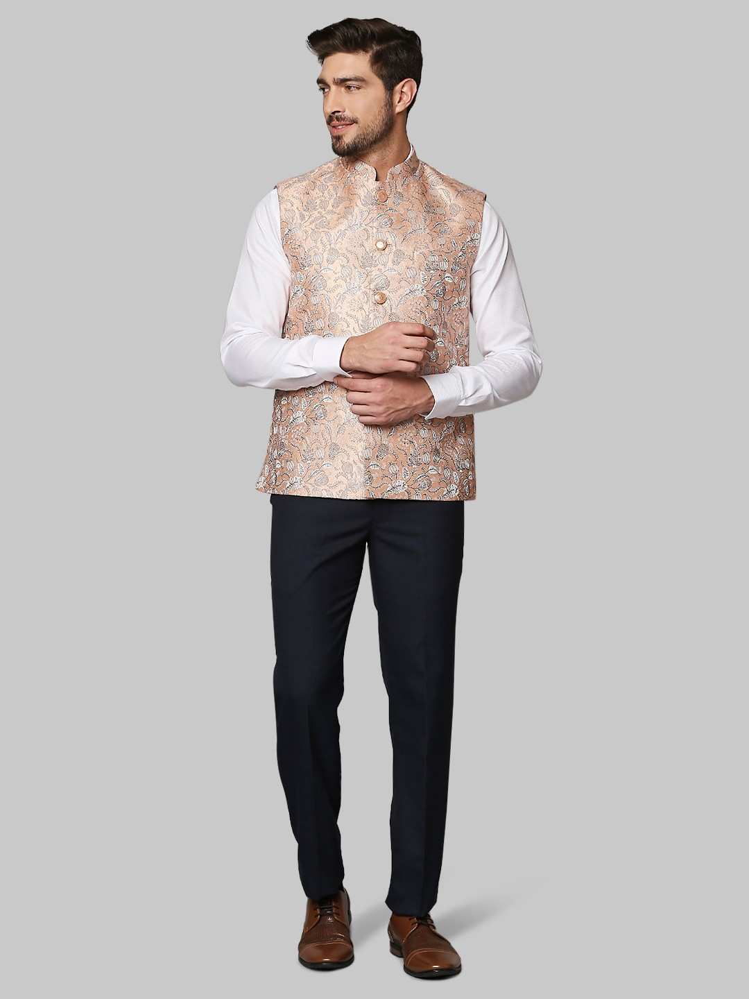 Raymond Medium Fawn Waistcoat