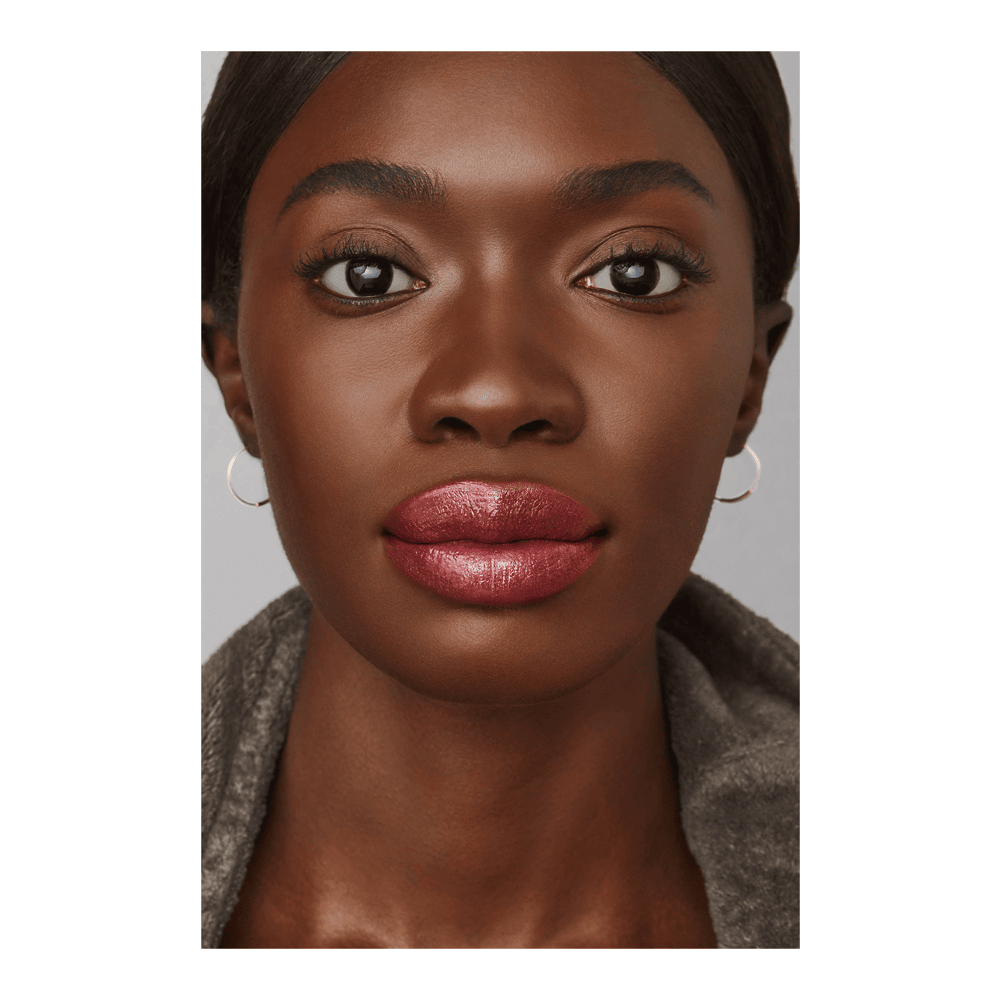 Pure Color Revitalizing Crystal Lip Balm • Caring Crystal