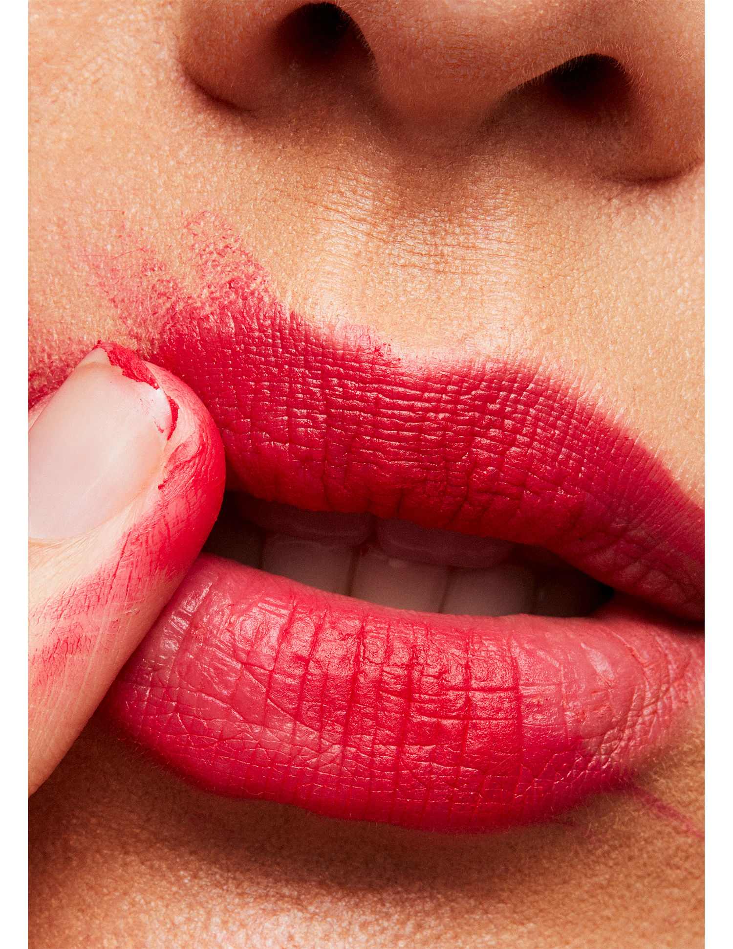 Mini Mac Lipstick • Relentlessly Red