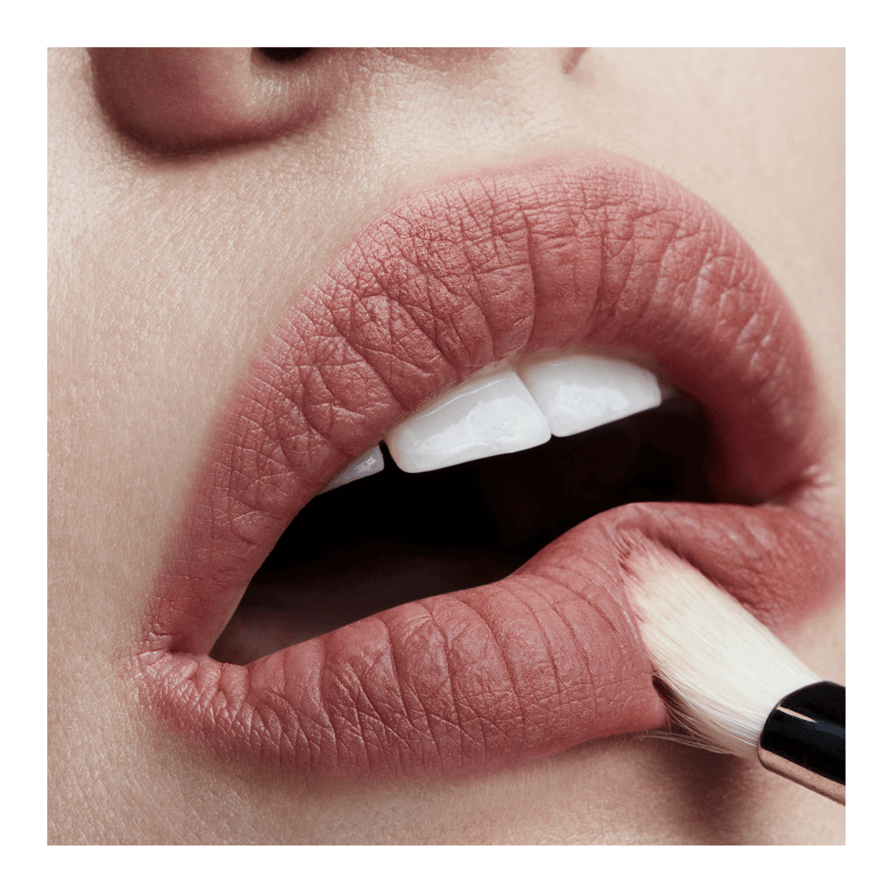 Powder Kiss Lipstick • Sultry Move