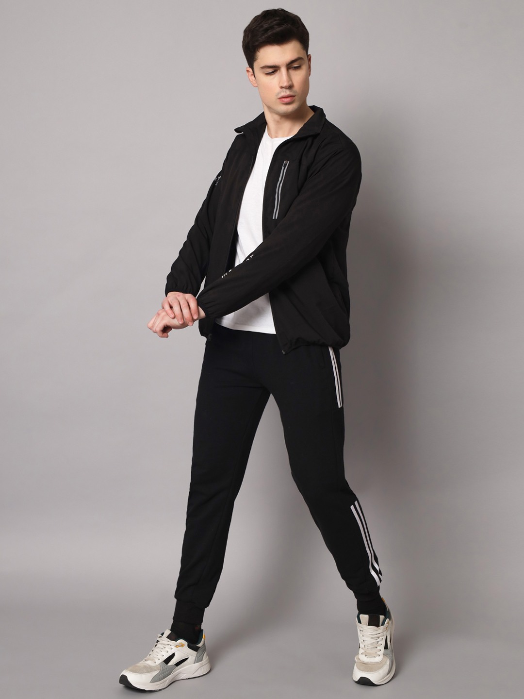 Masch Sports Men’s Sports & Active Wear Jacket with Lining and Zipped ...