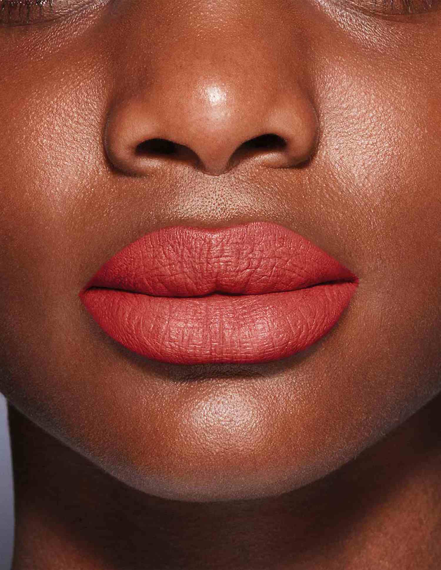 ModernMatte Powder Lipstick • 525 Sound Check