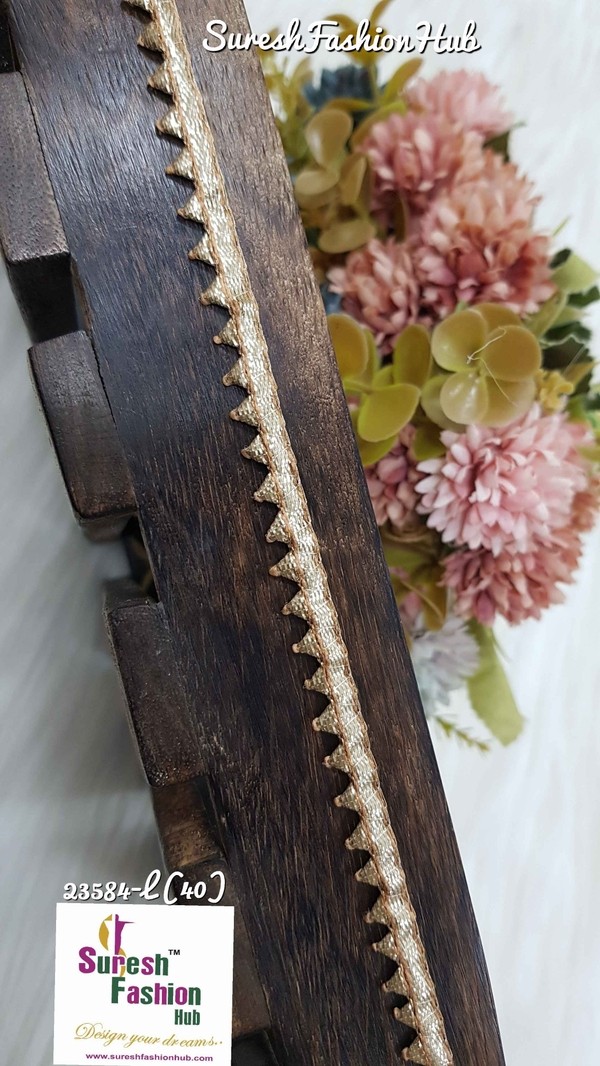 Pearl Gold Radiant Triangle Gota Borders